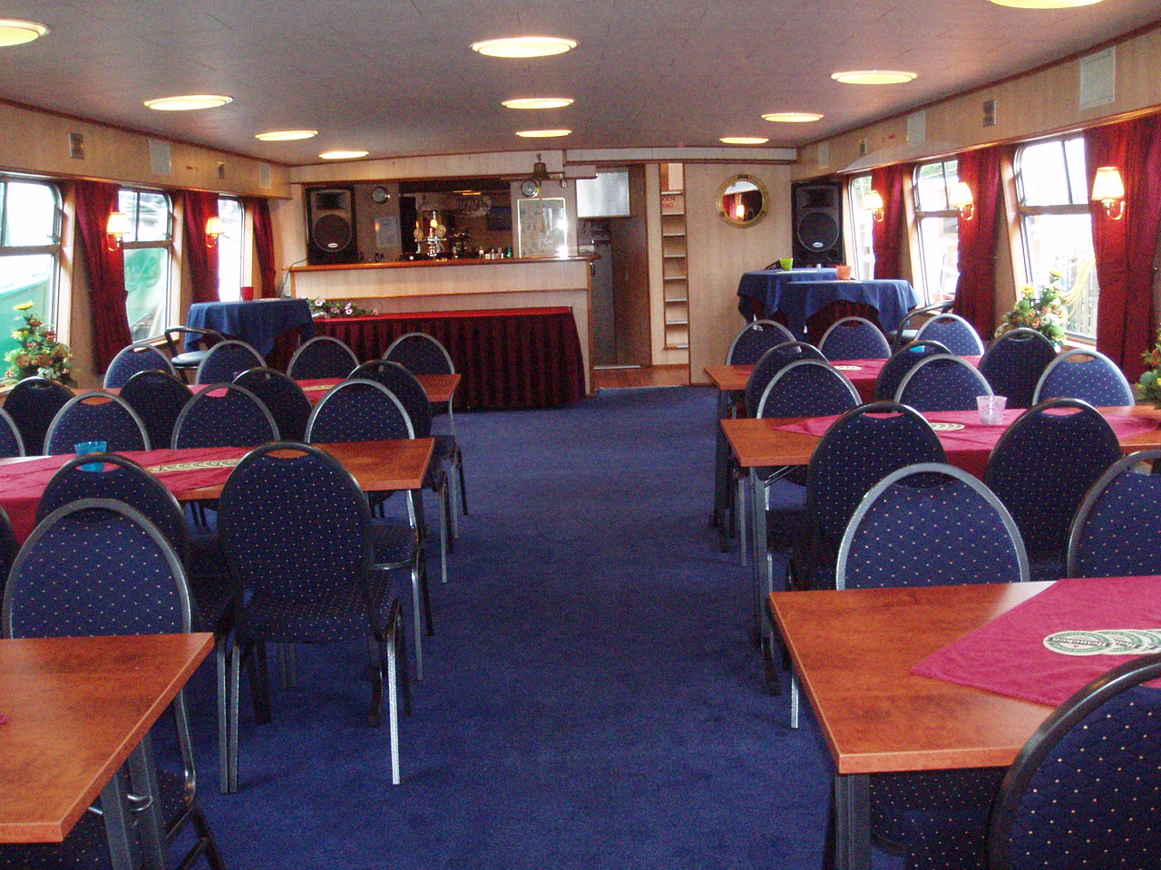 Borrelboot Rotterdam: rondvaart op een partyboot van Gemini - Gemini ...